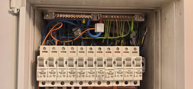 Netzform am Sicherungskasten erkennen - HaustechnikDialog